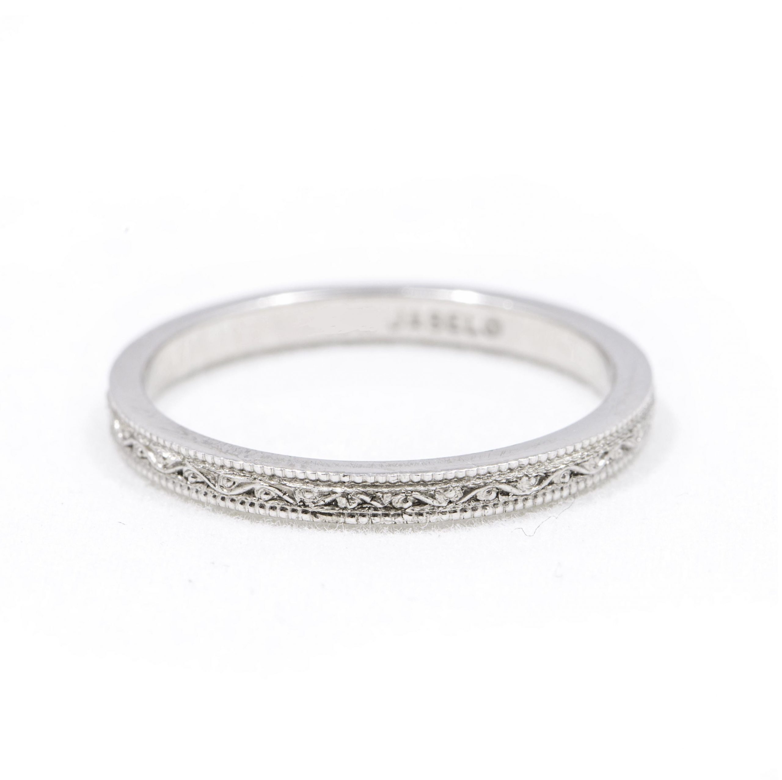14K WHITE GOLD DETAILED WEDDING BAND - Argo & Lehne Jewelers